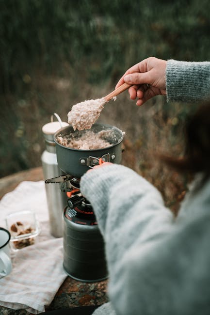 How to Make Your Own Survival Food Kit: Ultimate Guide - Lifesavegear