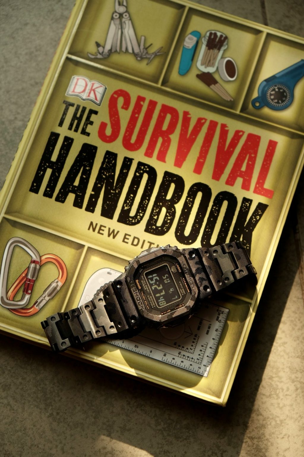 How to Make a Homemade Survival Kit: Essential Guide - Lifesavegear