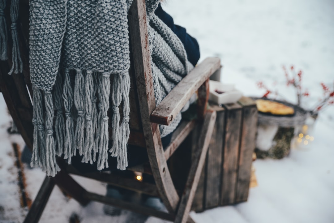 How to Survive Winter Clothes: Essential Tips - Lifesavegear